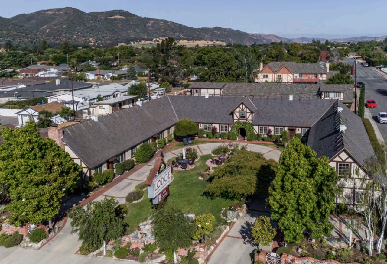 The M Solvang & Adjacent Owner’s Residence – SOLD – Western Hotel Brokers